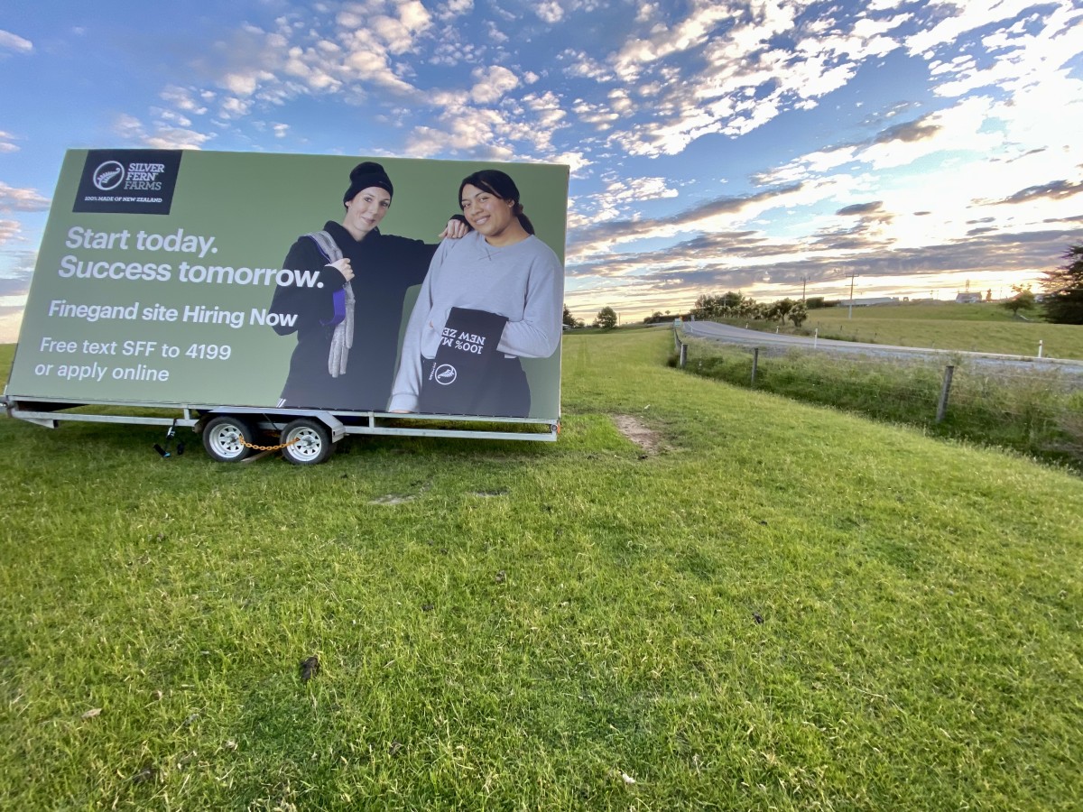 Trailer | Roadside Billboard Advertising - Pop Up Ads